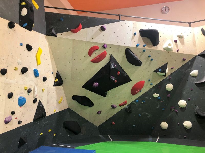 Bouldern - Kletterhalle ISATIS